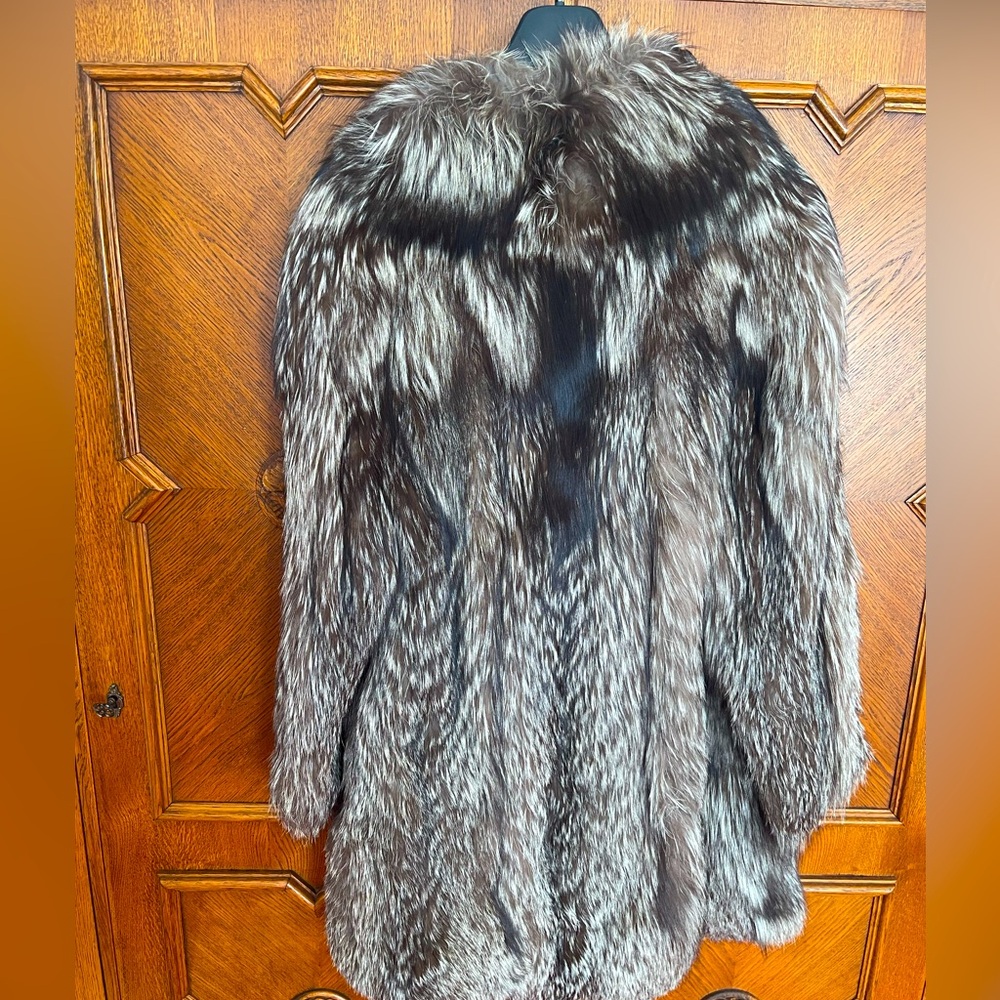Real Silver Fox Fur Coat - Gem